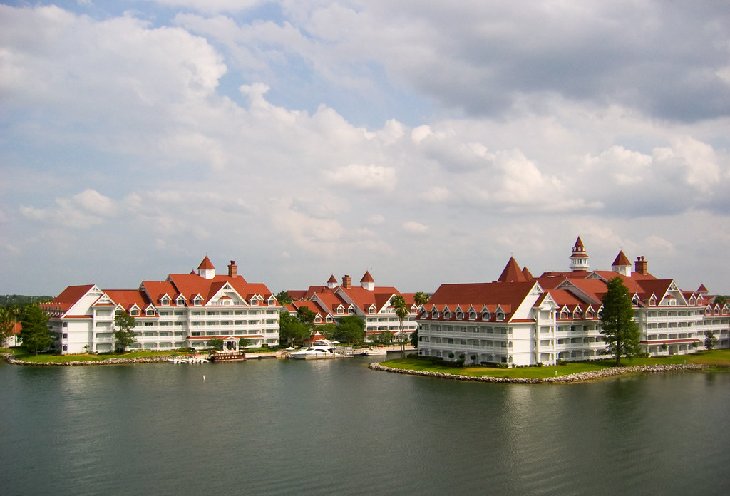 Disney's Grand Floridian Resort Review 2026: Worth the Cost?